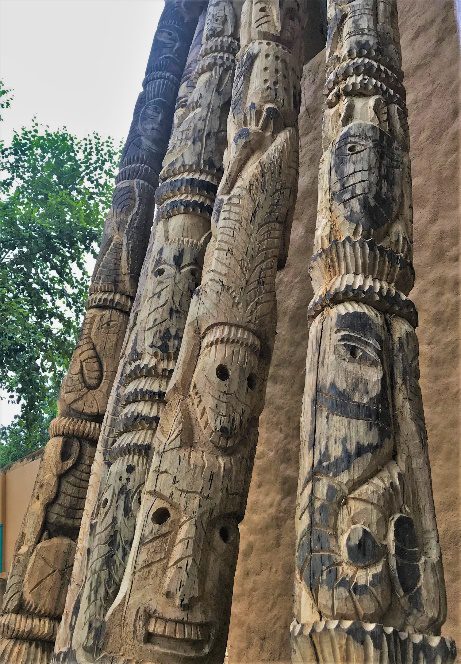 Gond Tribe | Gond Tribe Wood Art | Gond Artisan
