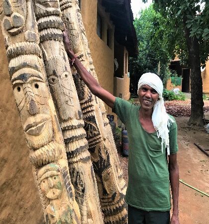 Gond Tribe | Gond Tribe Wood Art | Gond Artisan
