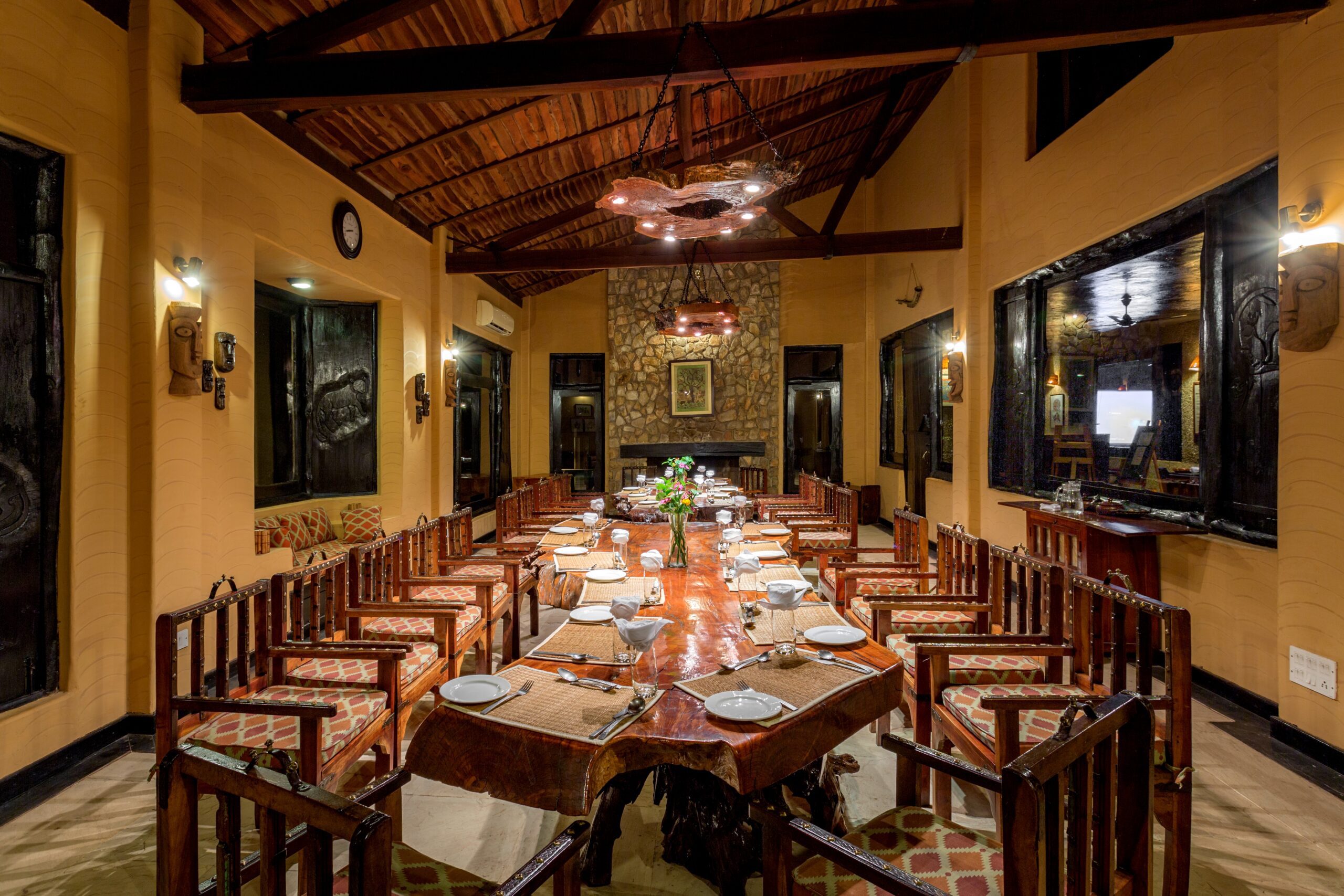 Kings-Lodge-Dining-Hall-1 | Pugdundee Safaris Blog